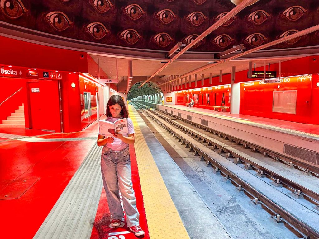 La fermata metro di Chiaia a Napoli, la più bella del mondo