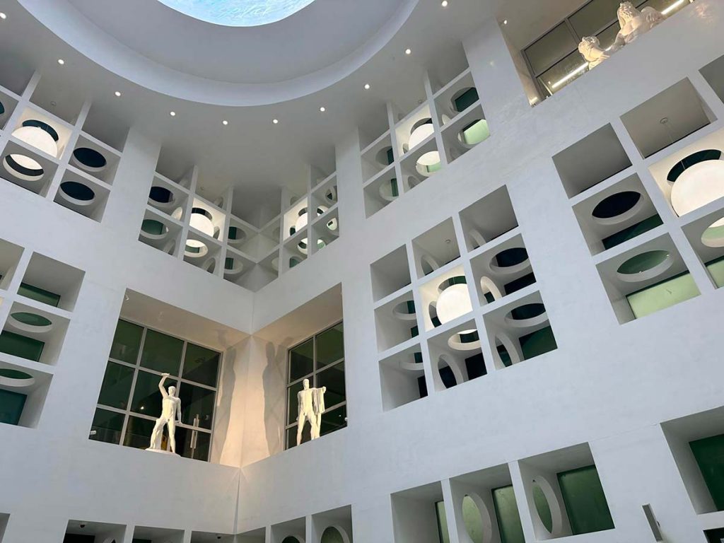 La fermata metro di Chiaia a Napoli, la più bella del mondo